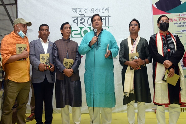 যুবসমাজকে বেশি বেশি সাহিত্য চর্চার আহবান ক্রীড়া প্রতিমন্ত্রীর