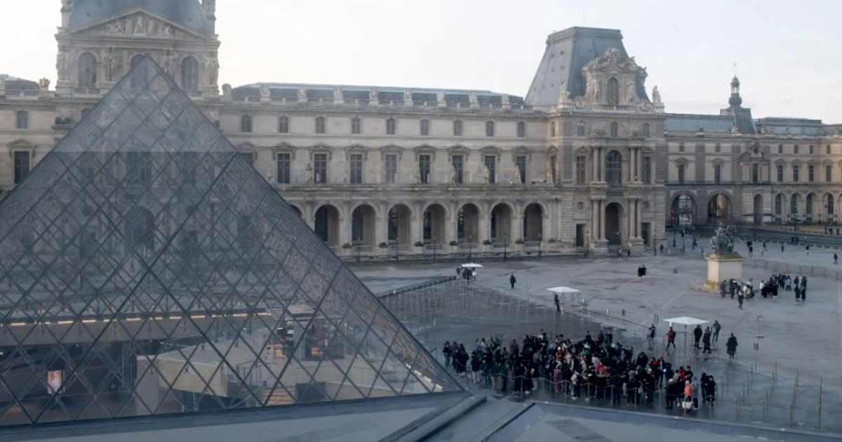 ল্যুভর মিউজিয়ামে প্রবেশ ফি বাড়ছে