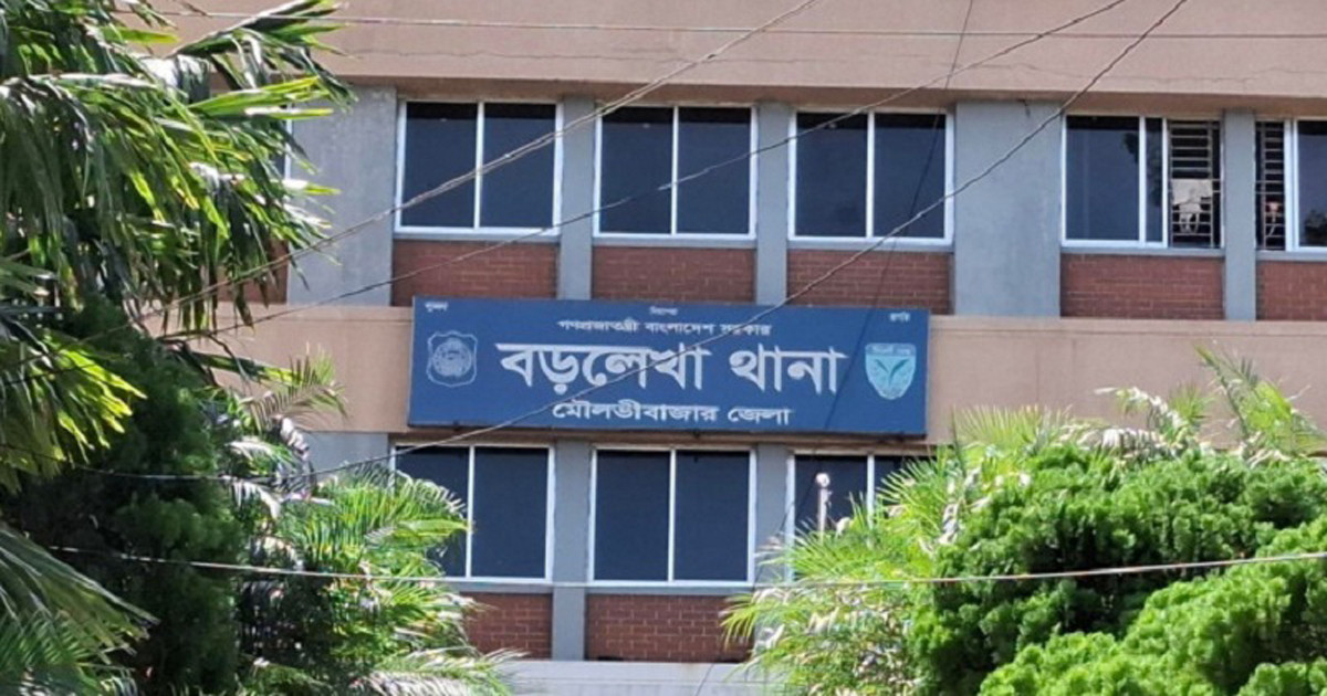 ২৬ মামলায় জিতে, অবশেষে পুলিশের হাতে ভুয়া আইনজীবী